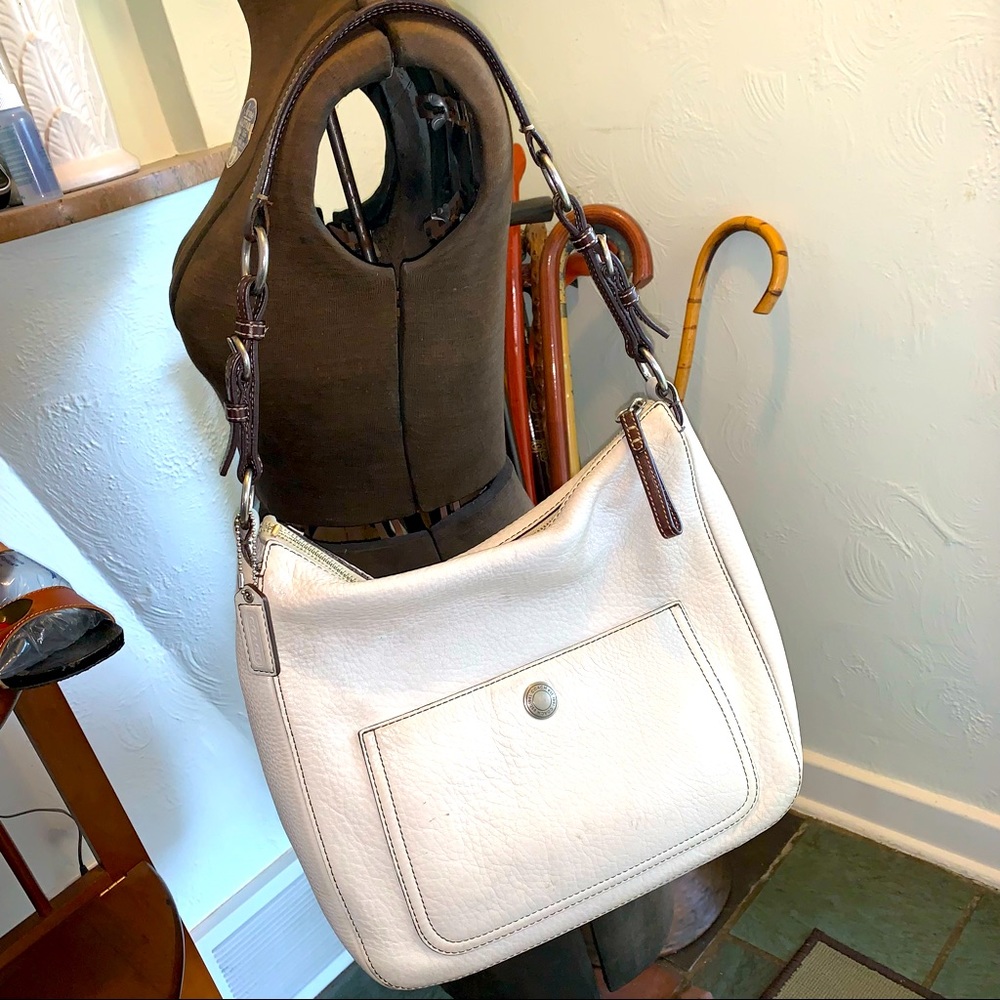 Coach Chelsea Pebble Leather Shoulder Bag Guc - Gem